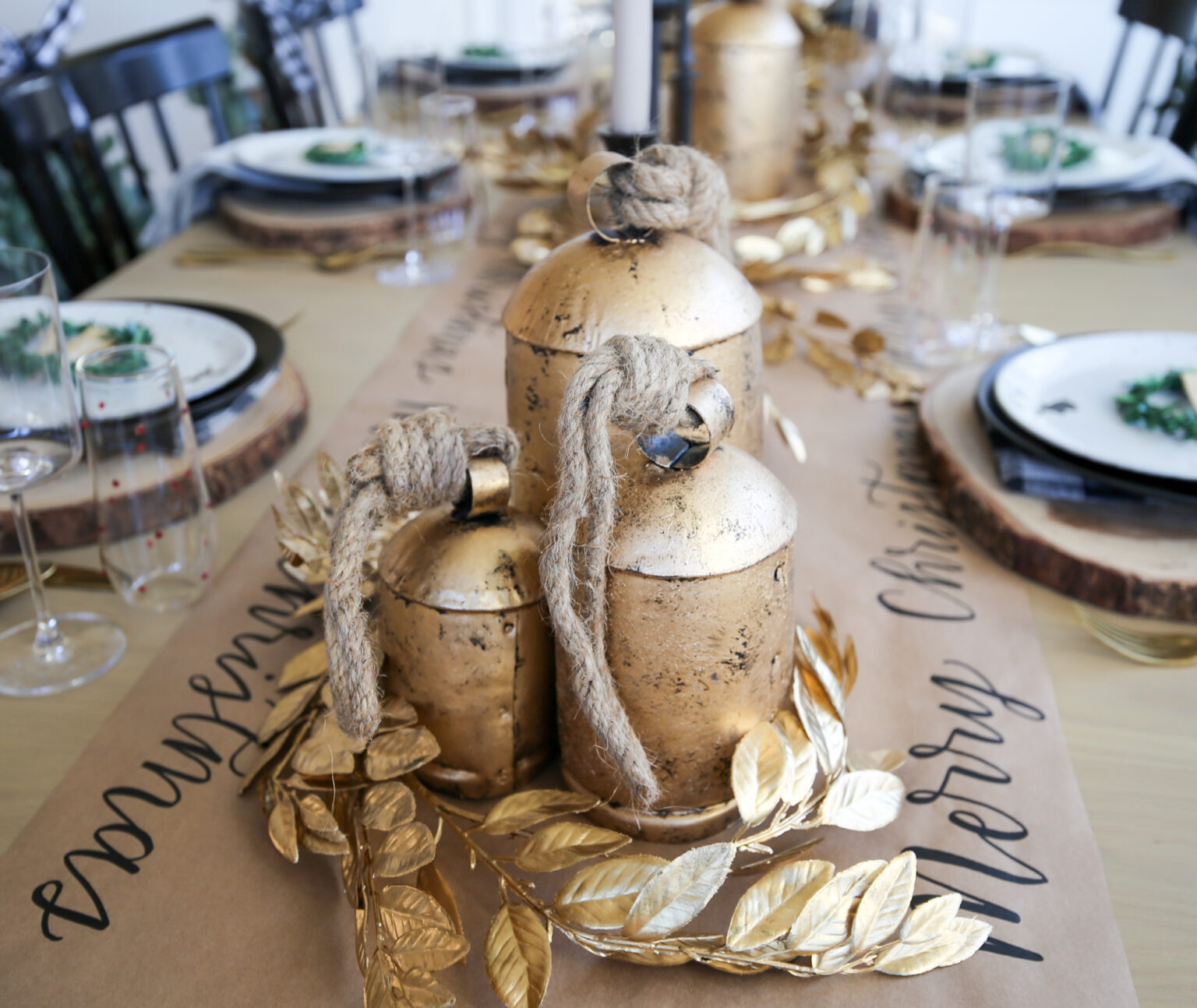 Country Christmas Tablescape \ Black & Gold - SBK Living